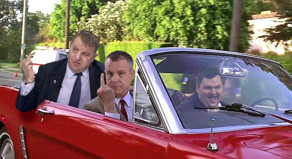 Среден пръст - Искра.бг