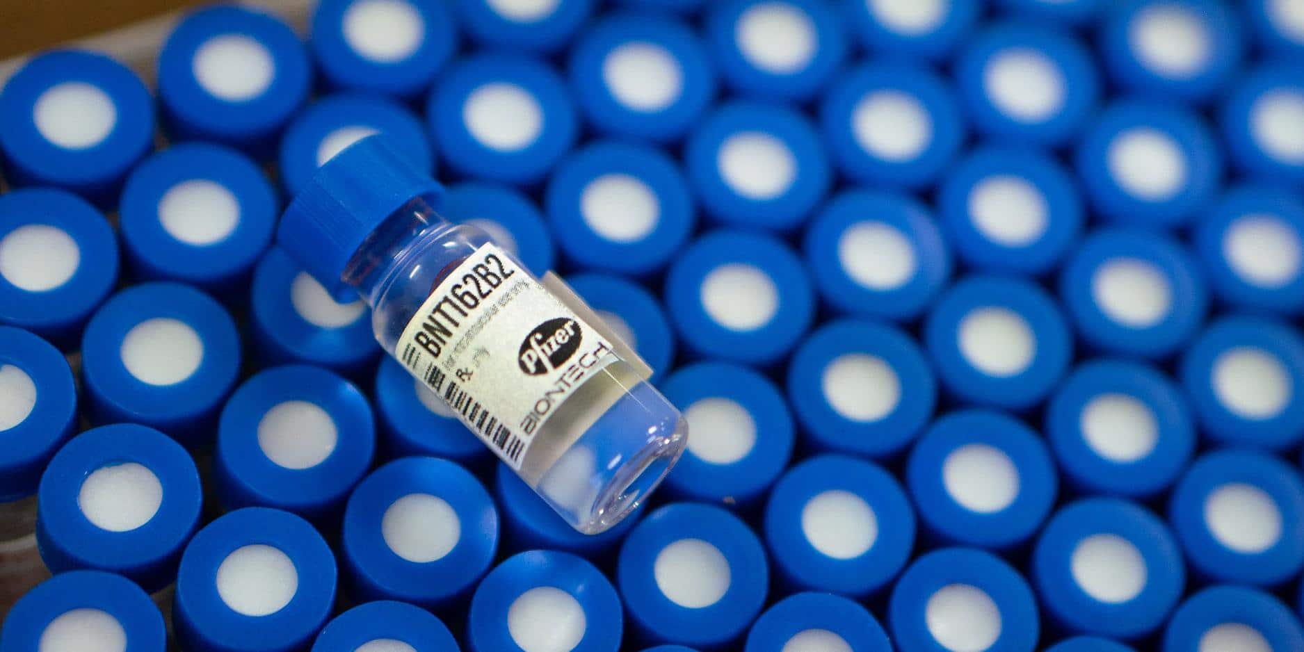 Още 14 040 дози с ваксината на Pfizer/BionTech срещу COVID-19 ...