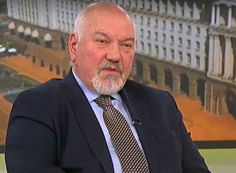 Александър Маринов: С третия мандат е нужен друг подход - Искра.бг Https://www.iskra.bg/wp ...