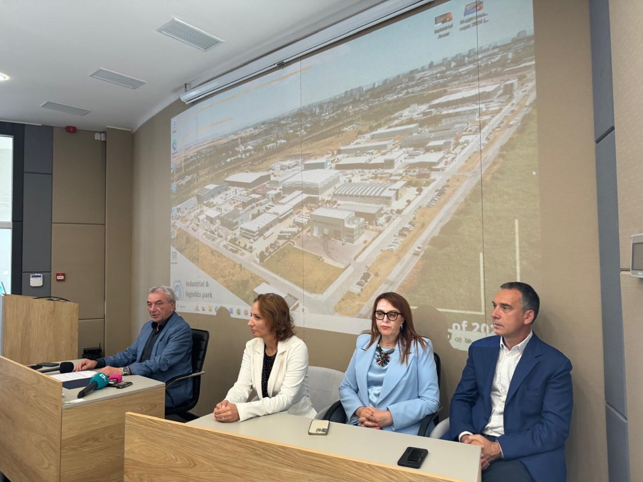 Одобрени са 25 7 млн лева за изпълнение на Индустриалния парк в Бургас Очакват се много нови