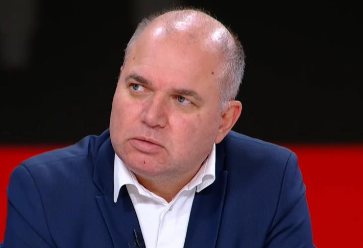 На протест на 10.12.2025 г. - Искра.бг Https://www.iskra.bg/wp-content/uploads/2025/09/logo-2625 ...